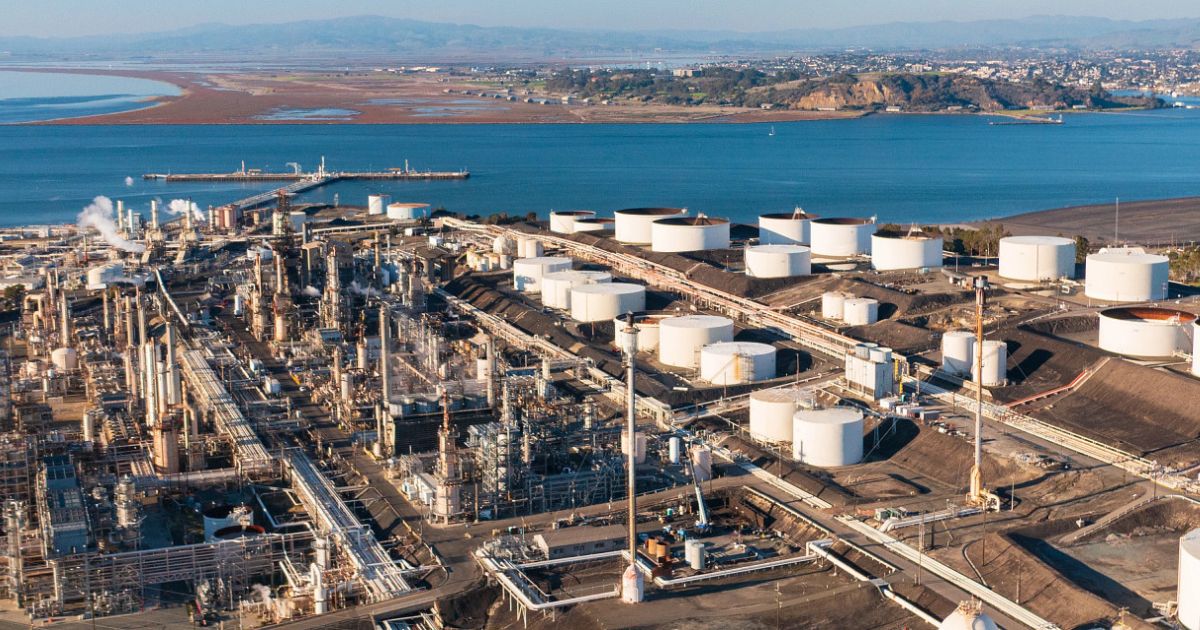 EUA estimam produzir 4 milhões de litros de SAF por dia em 2024 - Voo Limpo